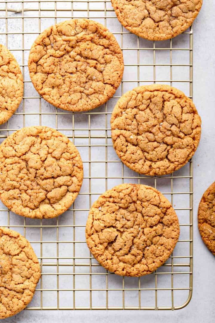Thin and Crispy Gingersnap Cookies - Hungry Foodie